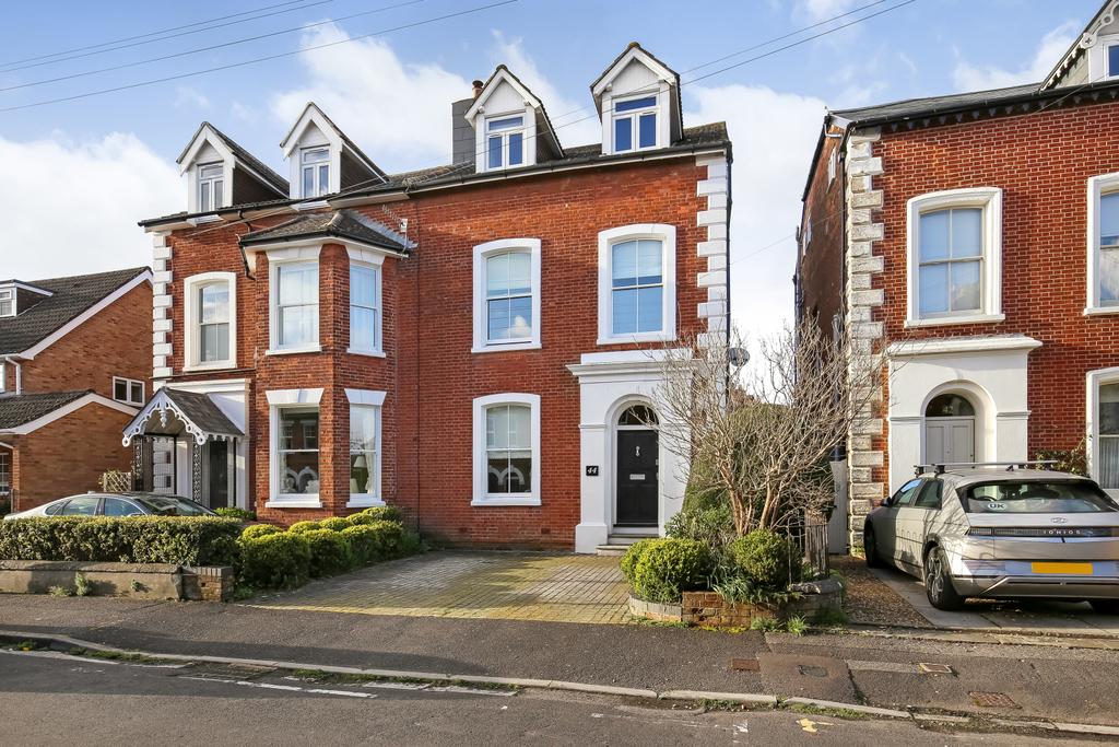 Harcourt Terrace, Salisbury... 4 bed semi-detached house - £950,000