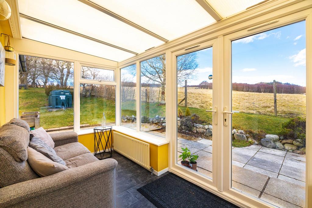 Birchwood, Errogie, Inverness, IV2 6UH 3 bed detached house - £310,000