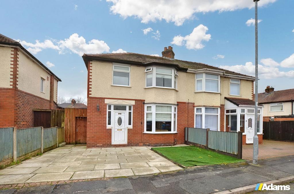 Marina Grove, Runcorn 3 bed semi-detached house - £190,000