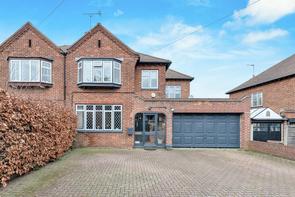 Midfield Way, Orpington, BR5 5 bed house - £775,000