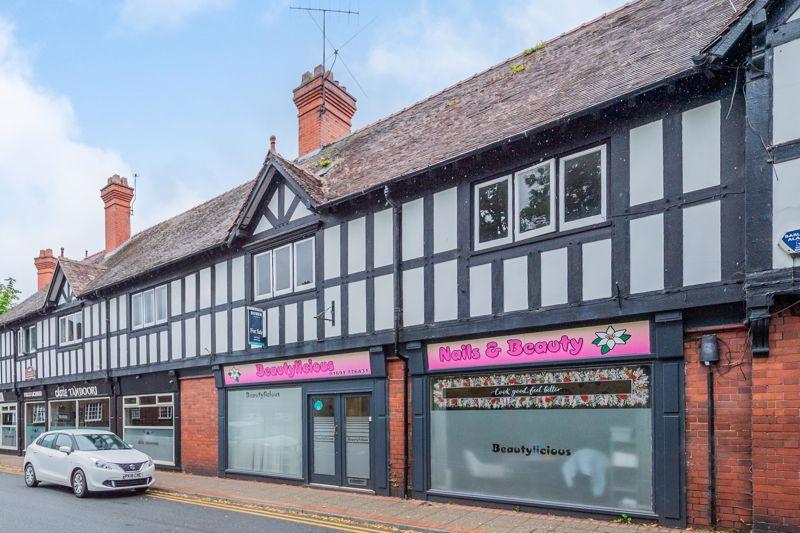 Station Avenue, Chirk, Wrexham 2 bed apartment for sale - £80,000