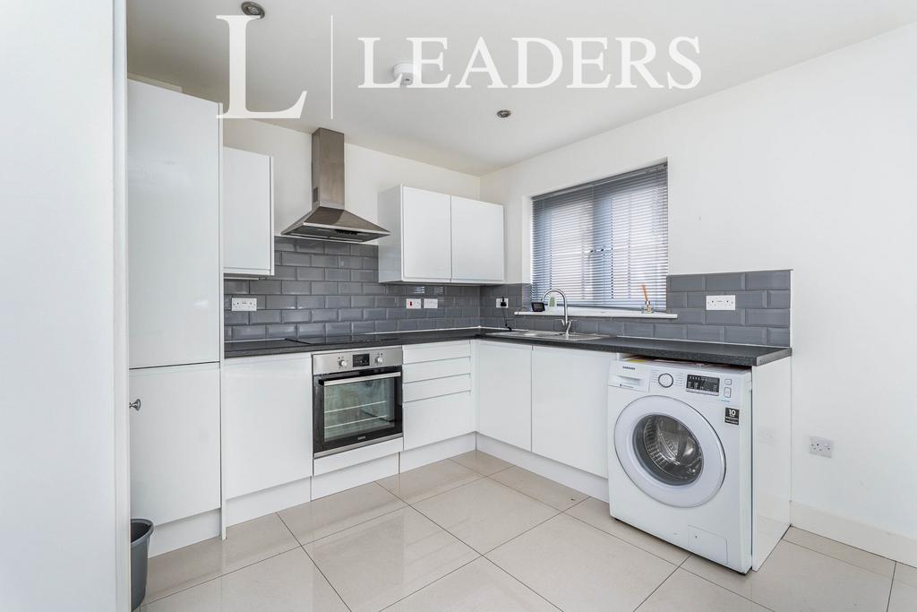 AspireView, Southampton SO15 2 bed apartment - £1,100 pcm (£254 pw)