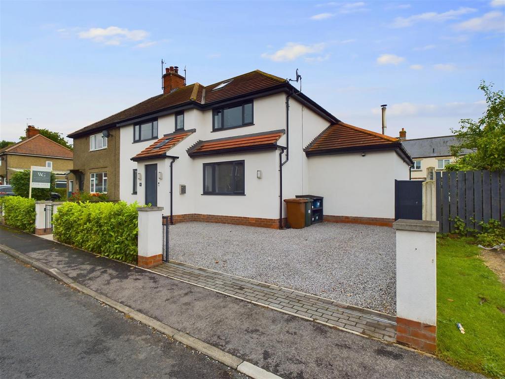 11, Church View, Sherburn, Malton... 4 bed semi-detached house - £325,000