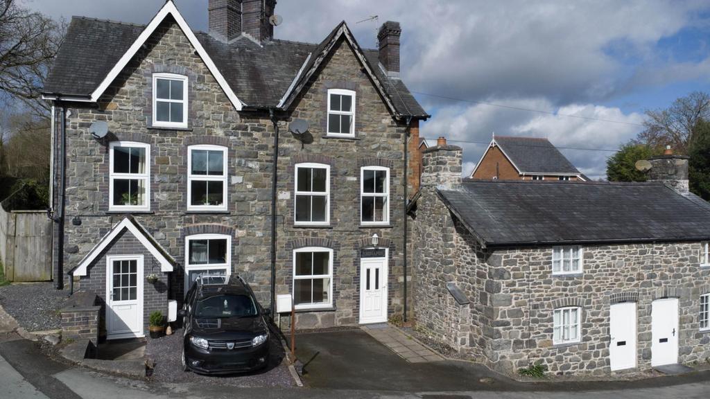 Carno, Caersws 4 bed semi-detached house for sale - £145,000
