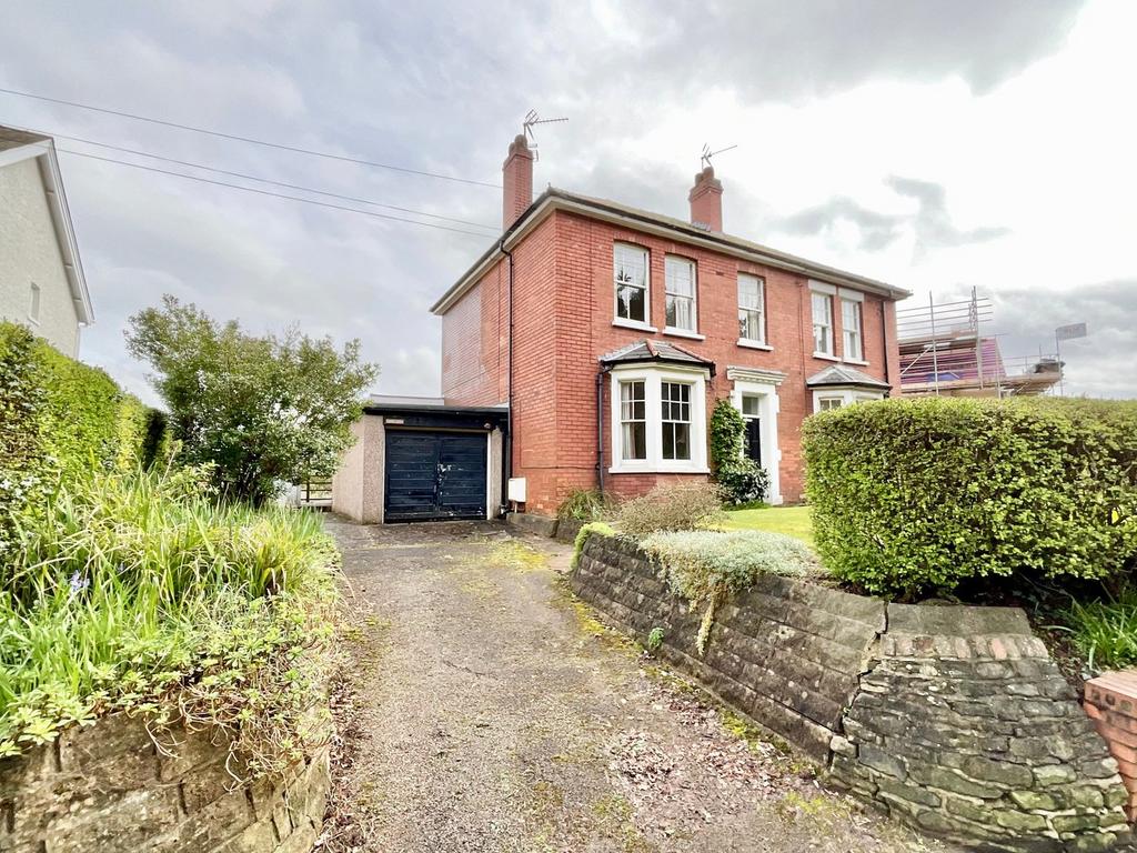 Ponthir Road, Newport NP18 3 bed semi-detached house for sale - £340,000