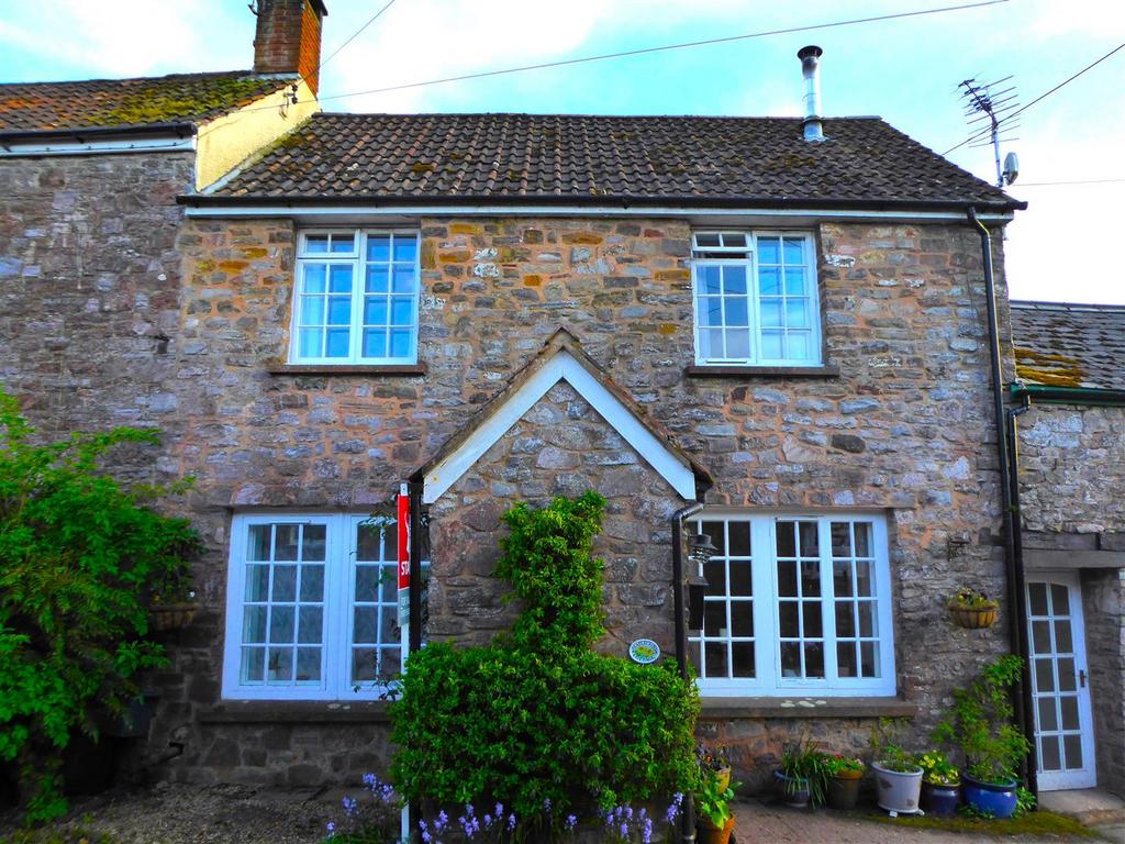 Staple Cross, Wellington 4 bed terraced house - £449,950
