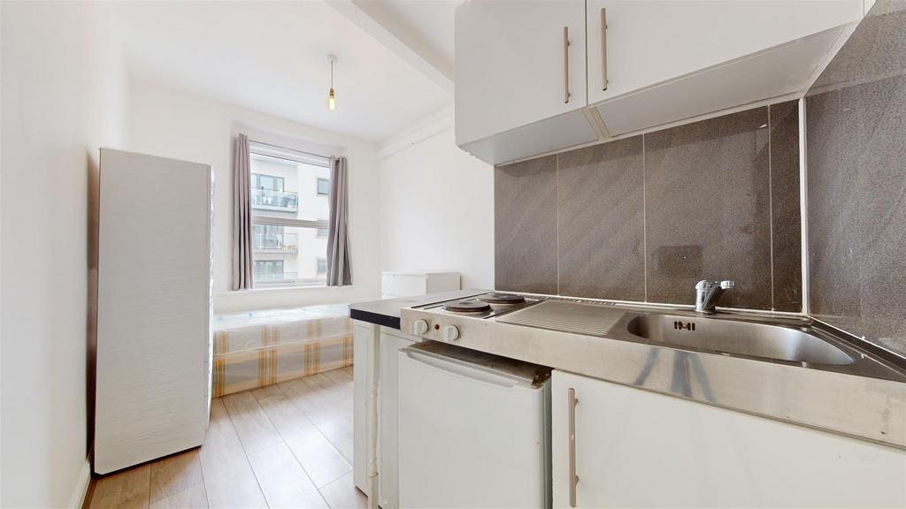 Harrow Road, Kensal Green NW10 1 bed flat - £850 pcm (£196 pw)