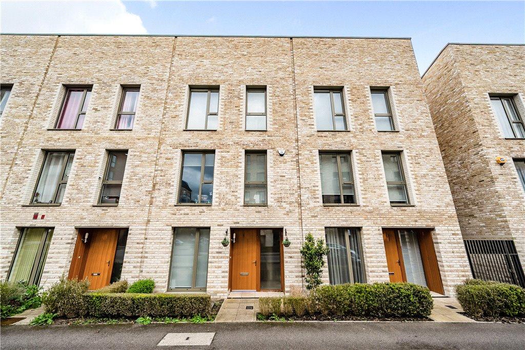 Lacey Drive, Edgware 4 bed house - £695,000