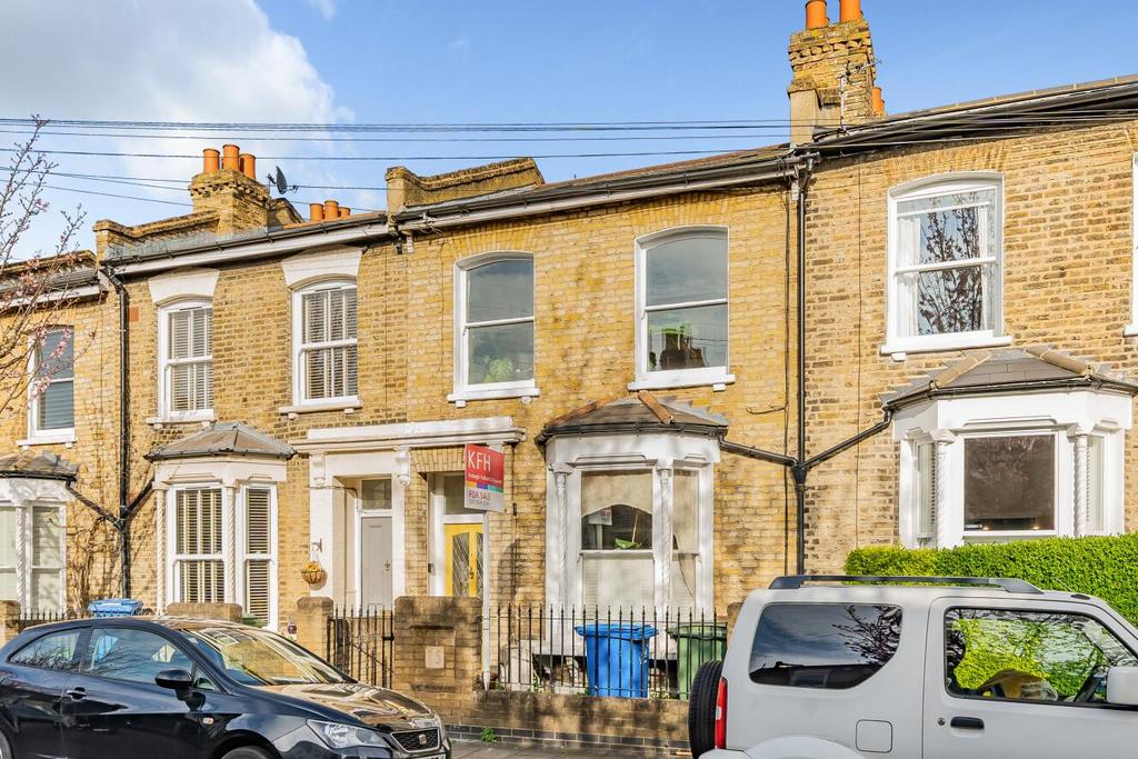 Relf Road, Peckham Rye 1 bed flat - £465,000