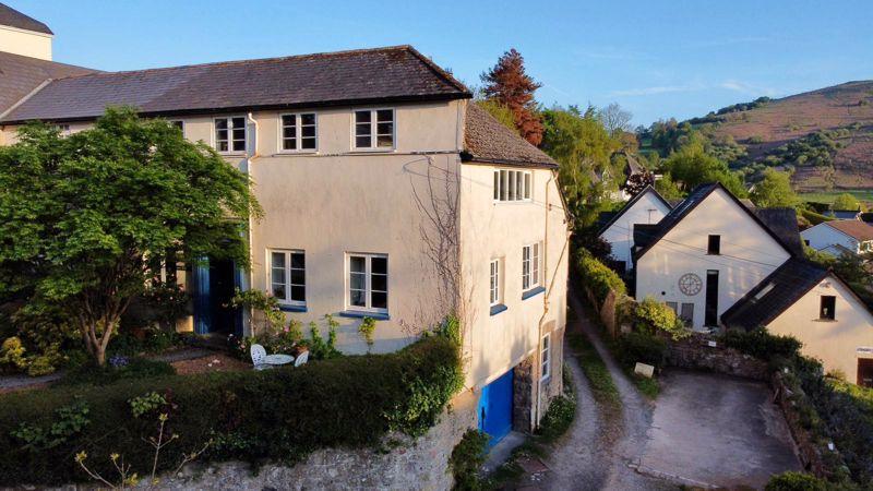Millaton House, 2 Manor Road, Chagford 5 bed semi-detached house - £895,000