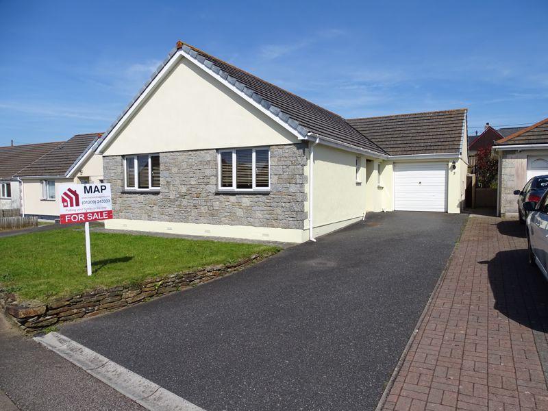 Lowarthow Marghas, Redruth - Chain... 3 bed detached bungalow - £350,000