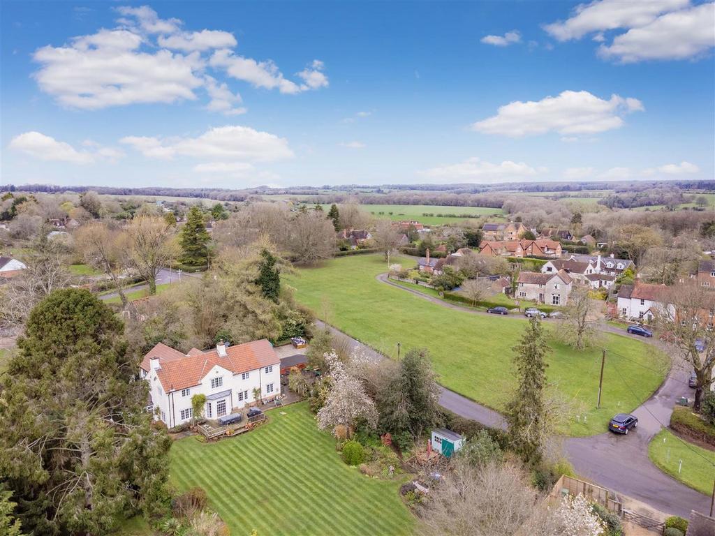 Stoke Row, Henley-On-Thames RG9 5 bed detached house for sale - £1,950,000