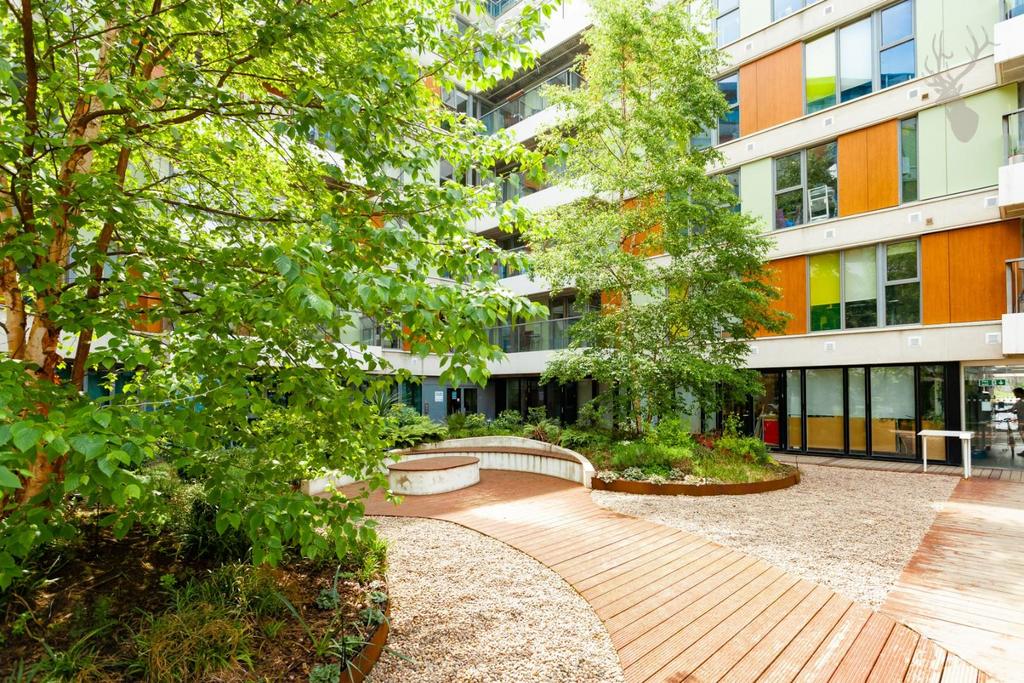 Ink Court, Hackney Wick 2 bed apartment - £475,000