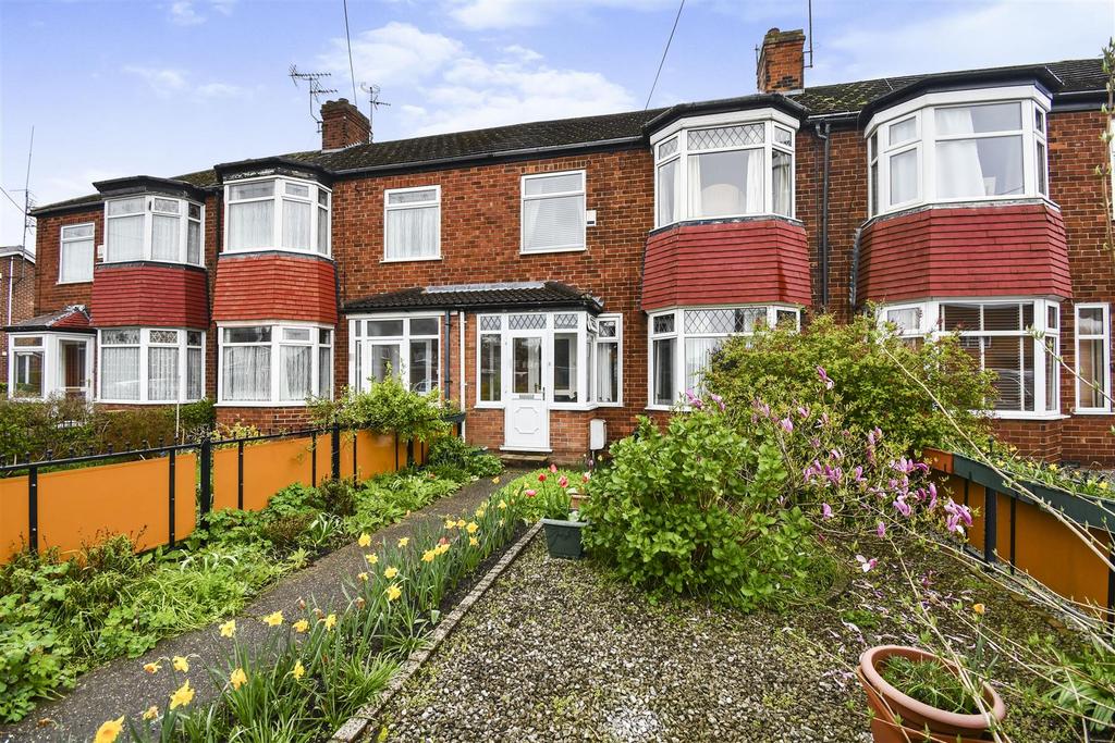 Springhead Avenue, Hull 4 bed terraced house for sale - £195,000