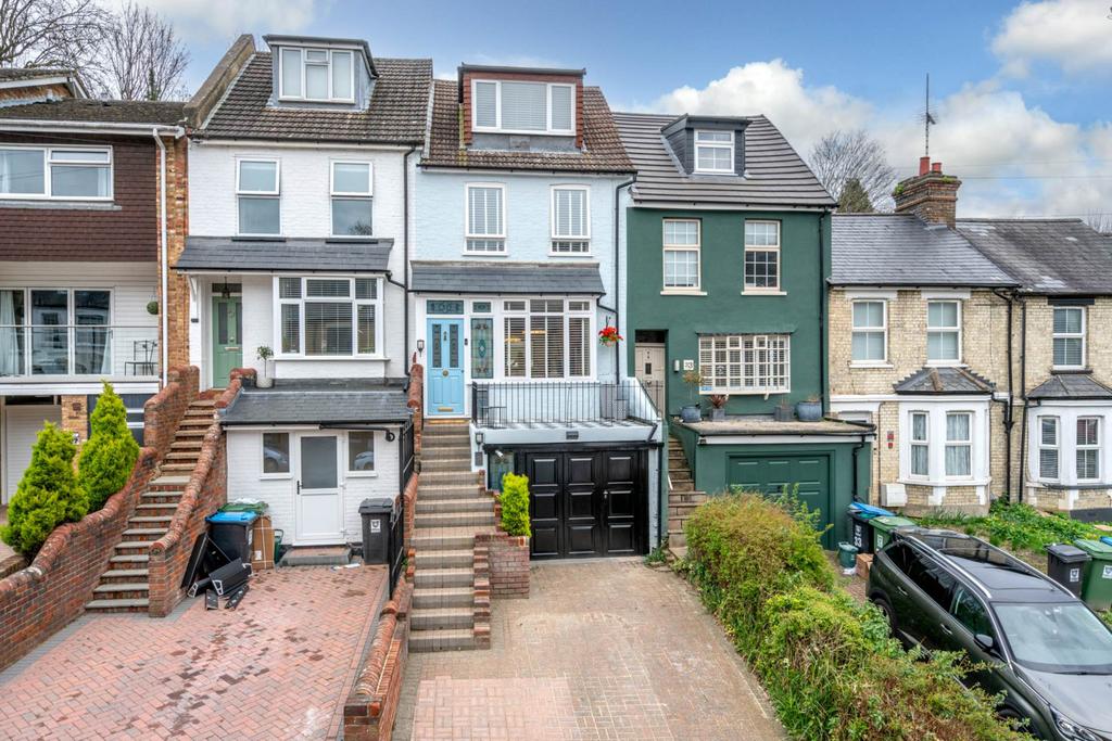 Glenview Road, Boxmoor 4 bed house for sale - £600,000