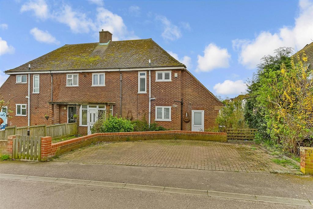 Marshland View, Lower Stoke... 3 bed semi-detached house - £325,000