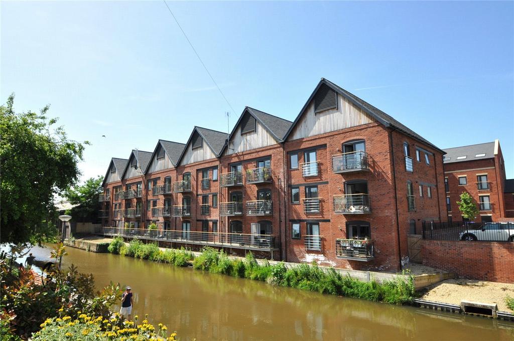 Upper Cambrian Road, Chester... 2 bed flat - £1,250 pcm (£288 pw)