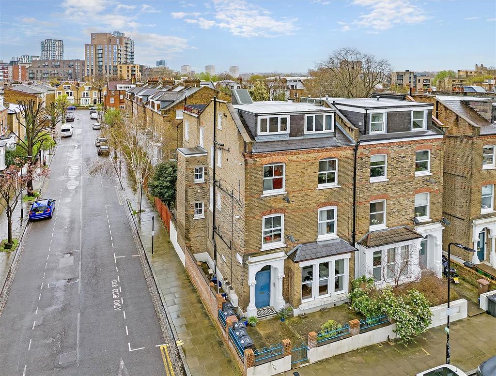 Alexandra Grove, London N4 2 bed flat for sale - £650,000