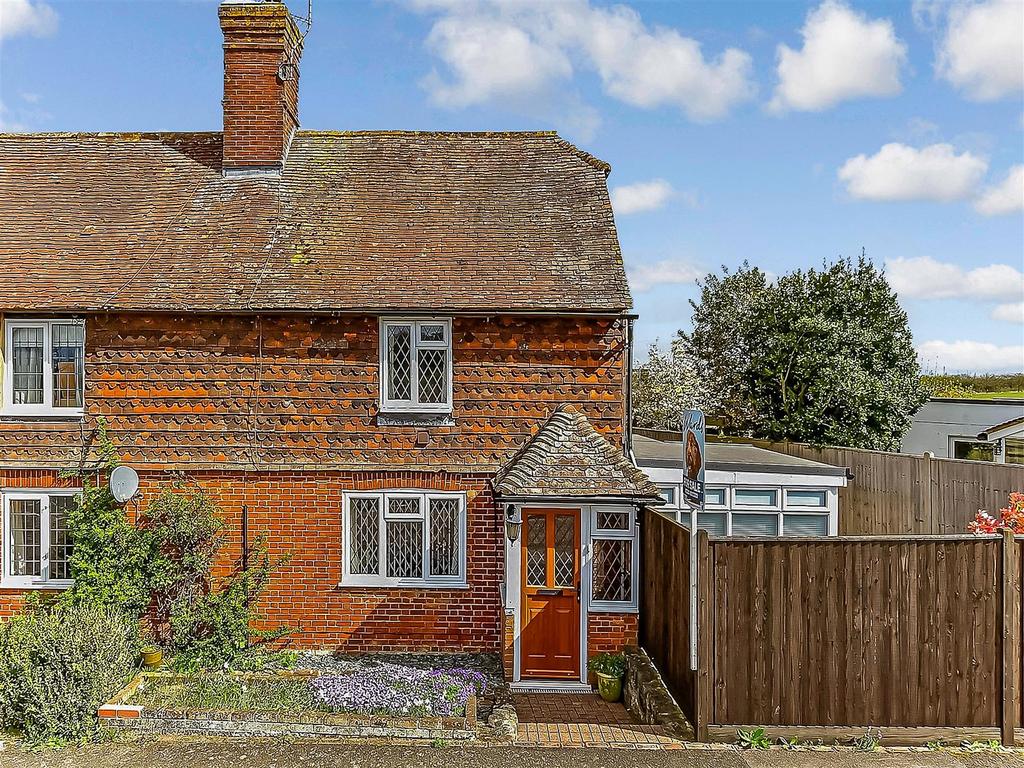 Maidstone Road, Staplehurst, Kent 3 bed end of terrace house for sale ...