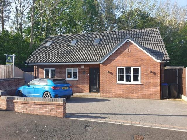 Oakdene Close, Stoke-On-Trent ST11 3 bed detached house for sale - £355,000