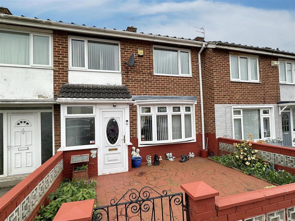 Tithe Barn Road, Hardwick... 3 bed terraced house for sale - £90,000