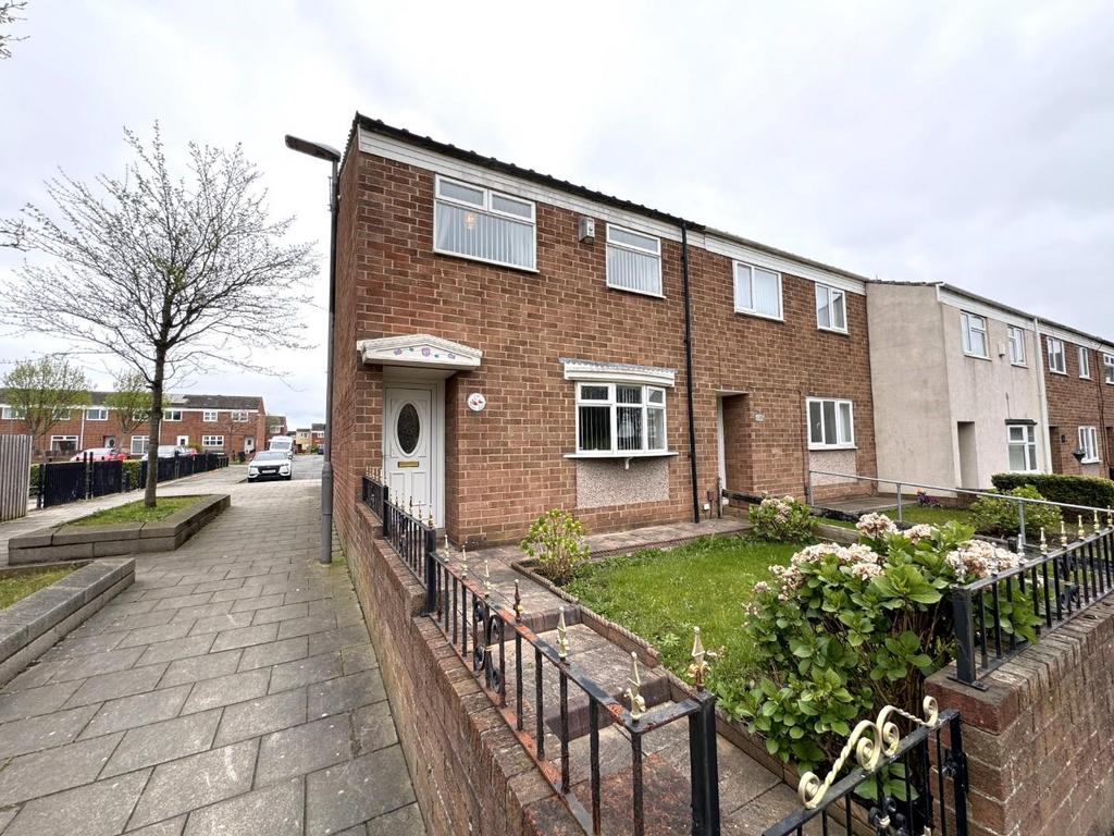 Raby Road, Hartlepool 3 bed end of terrace house - £70,000