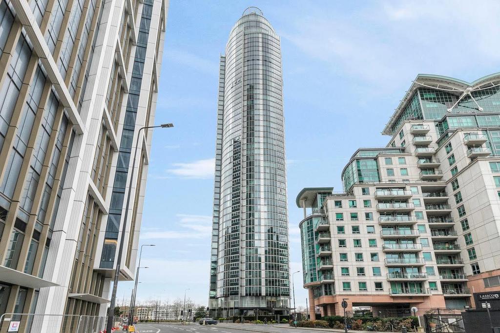 St. George Wharf, London SW8 2 bed apartment for sale - £2,100,000