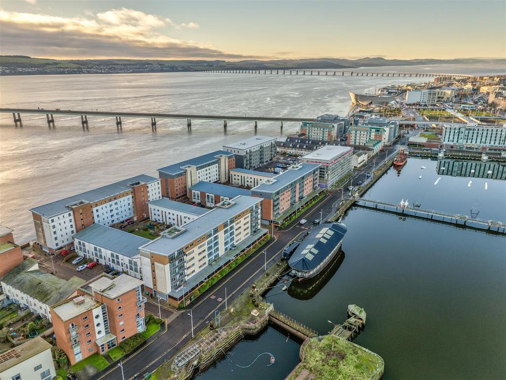 South Victoria Dock Road, Dundee DD1 2 bed apartment - £190,000