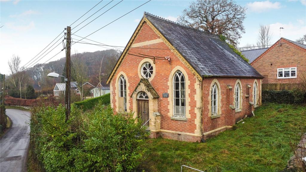Pont Robert, Meifod, Powys, SY22 Detached house for sale - £150,000