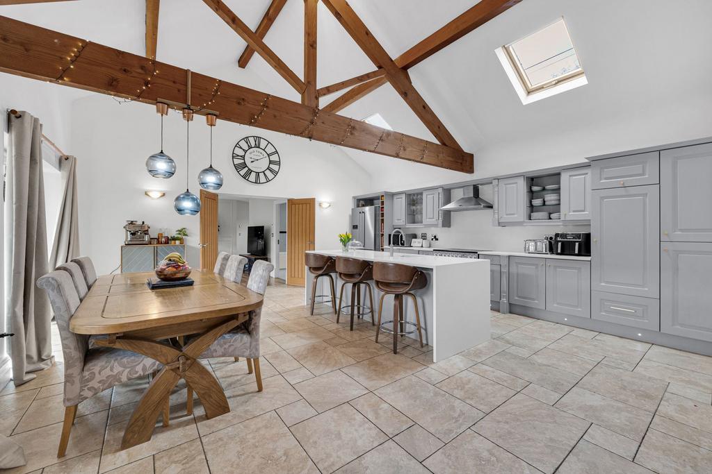 Rindle Road, Manchester M29 4 bed barn conversion - £450,000