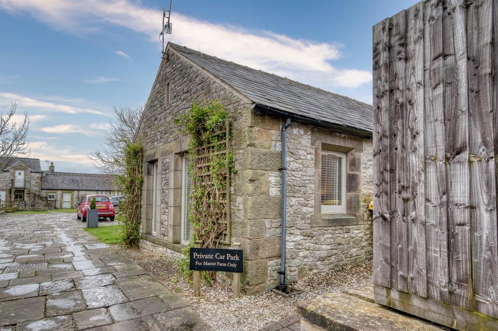 Manor Court, Over Haddon, Bakewell 2 bed barn conversion for sale - £ ...