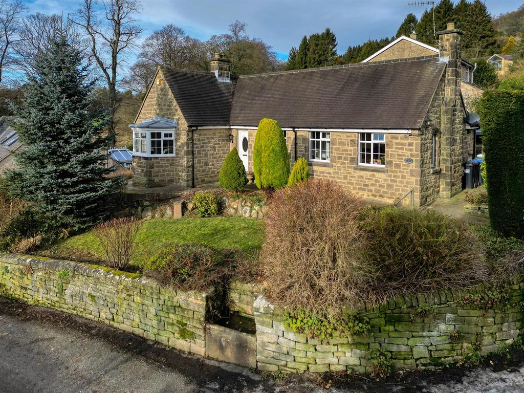 Gill Lane, Darley Dale, Matlock 2 bed detached bungalow for sale - £379,999
