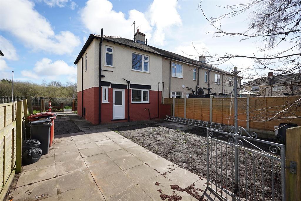 Longway, Barrow-In-Furness 2 bed end of terrace house - £110,000