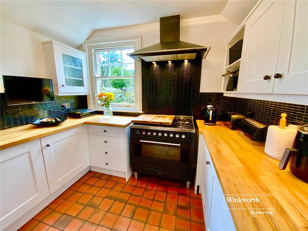 Stanpit, Christchurch, BH23 4 bed detached house - £800,000