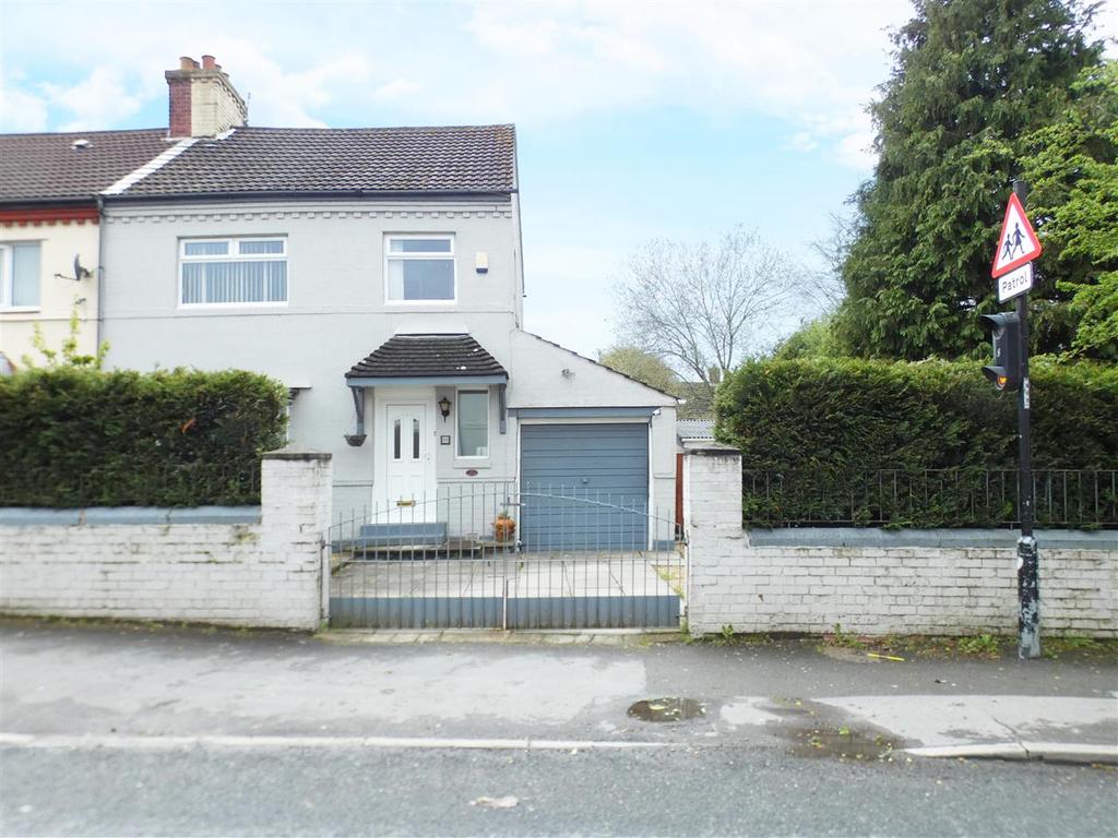 Blue Bell Lane, Huyton, Liverpool 3 bed semi-detached house - £249,950