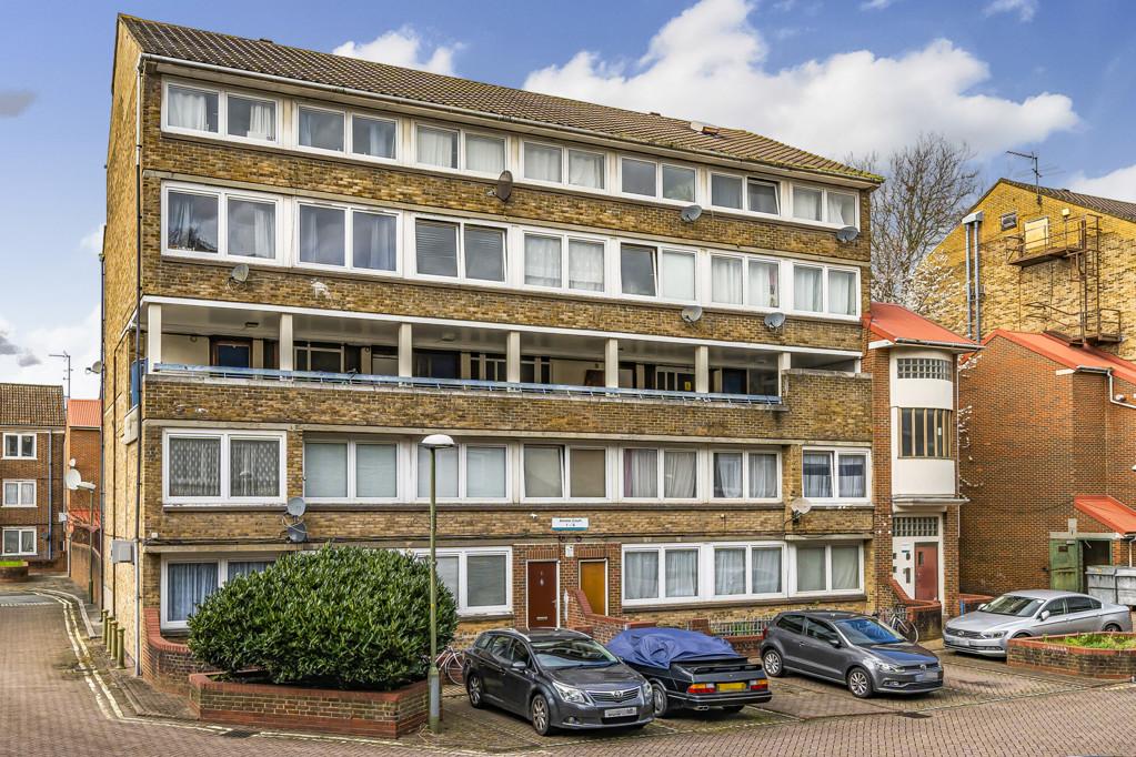 Garnies Close, Peckham, London 4 bed apartment - £450,000