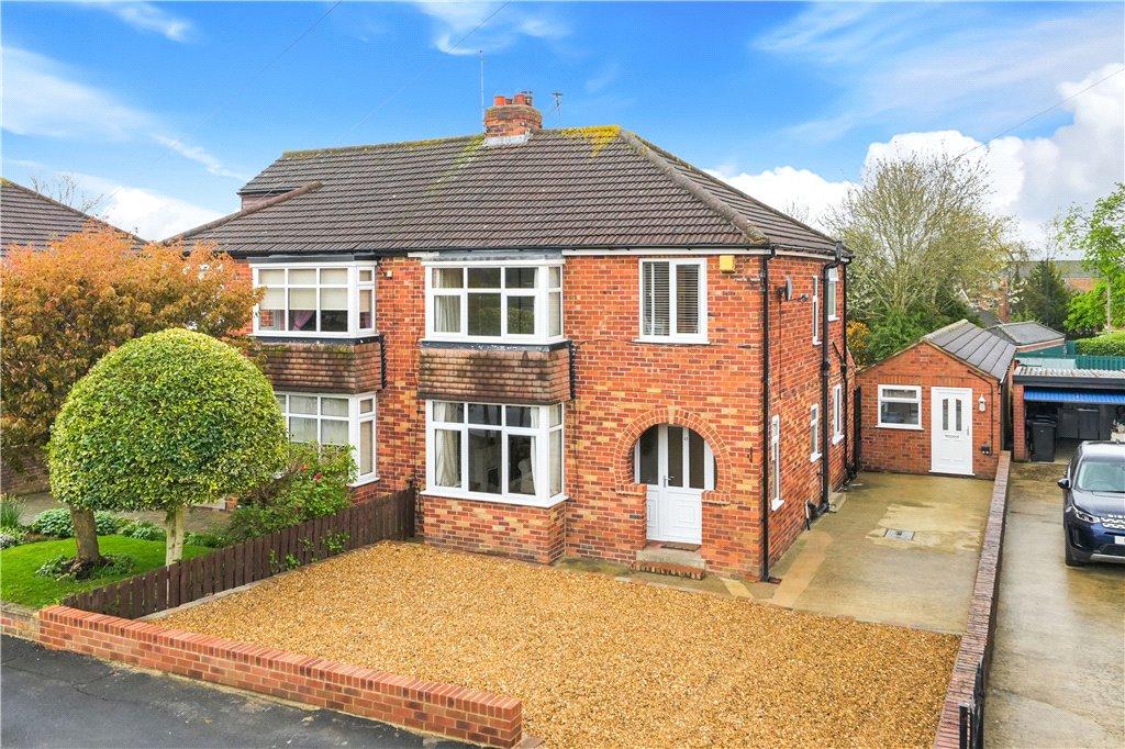 Whitcliffe Crescent, Ripon 4 bed semi-detached house - £425,000