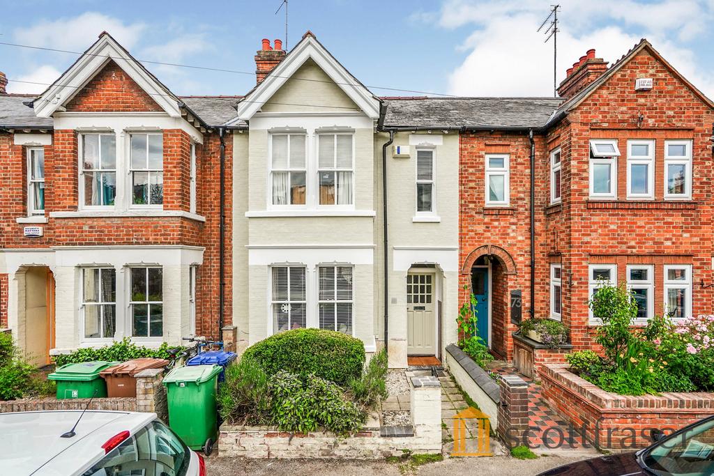 Stratford Street, Iffley Fields 3 bed terraced house - £2,100 pcm (£485 pw)