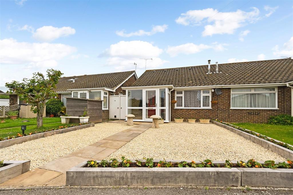 Stonehill Crescent, Nyetimber 2 bed semi-detached bungalow - £270,000