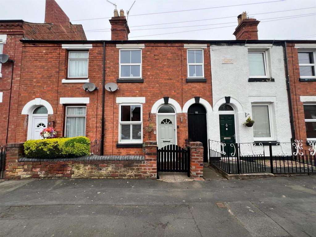 Bennett Street, Kidderminster, DY11 6XU 2 bed terraced house - £185,000