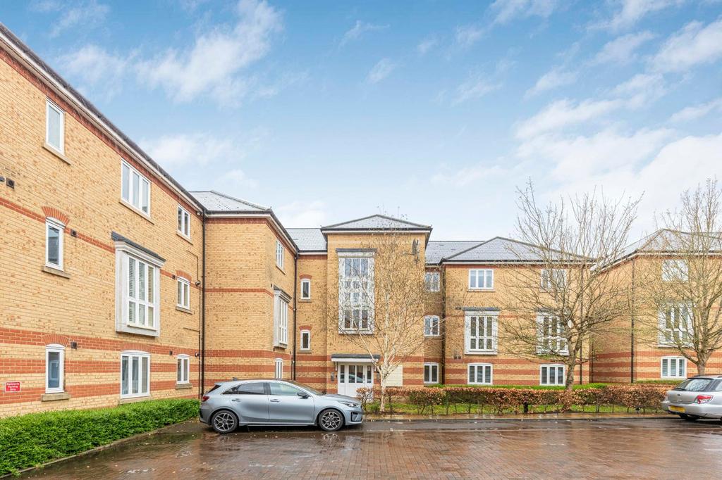 Chapman Way, Haywards Heath, West... 2 bed apartment for sale - £230,000