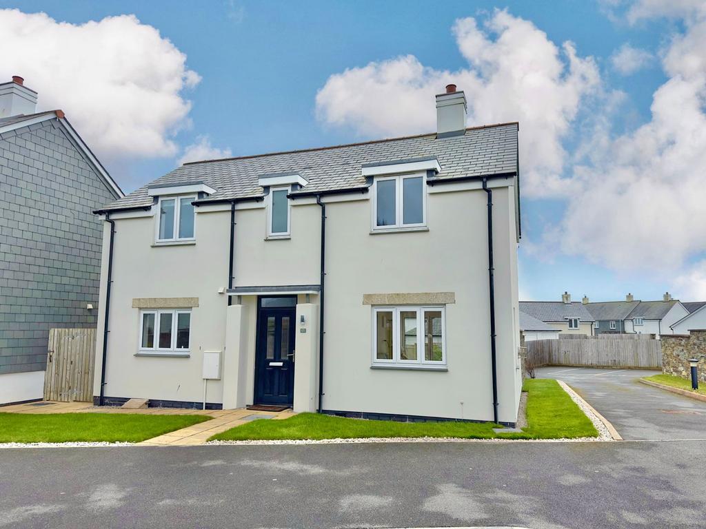Padstow, PL28 3 bed detached house - £595,000