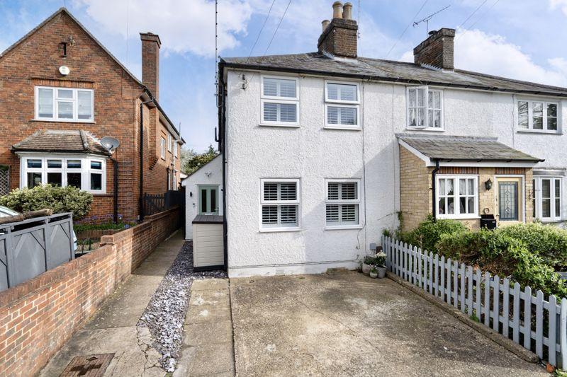 Crown Street, Redbourn 3 bed semi-detached house - £650,000
