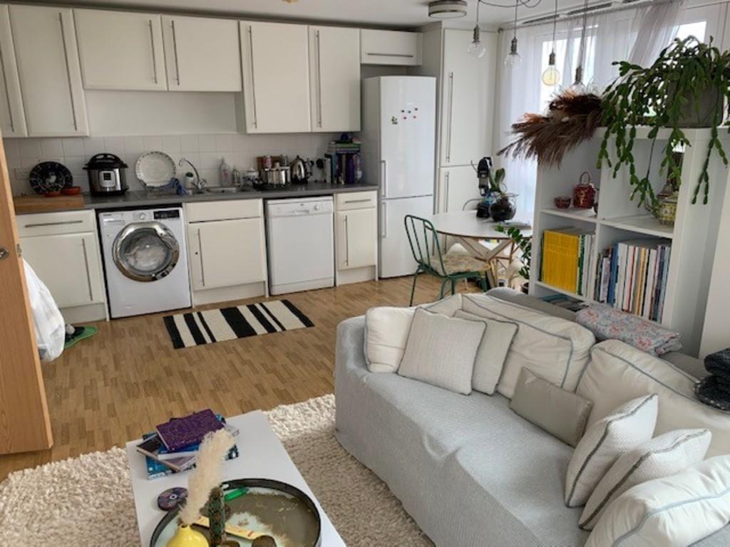 Sedgwick Street, London E9 1 bed apartment - £200,000