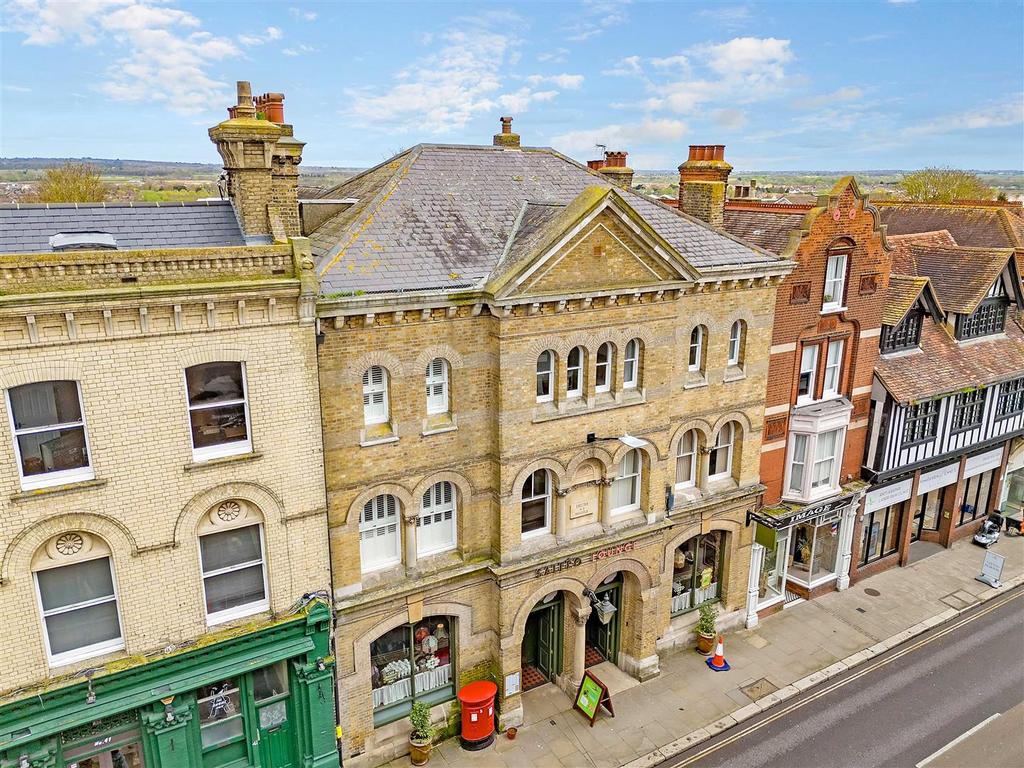 The Old Post Office Bull Lane, Maldon 2 bed apartment - £325,000