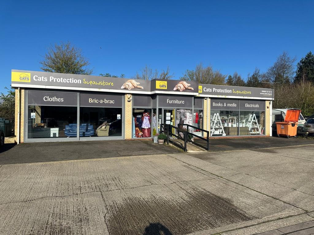 Lynn Road, Tottenhill Retail Park... Property - £1,375 pcm (£317 pw)