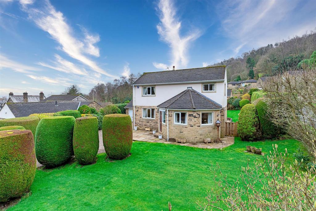 Hebers Ghyll Drive, Ilkley LS29 4 bed detached house for sale - £975,000