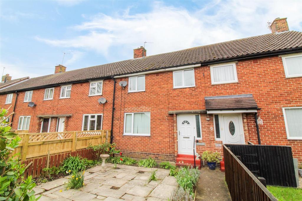 Oak Road, Ripon 3 bed terraced house - £175,000