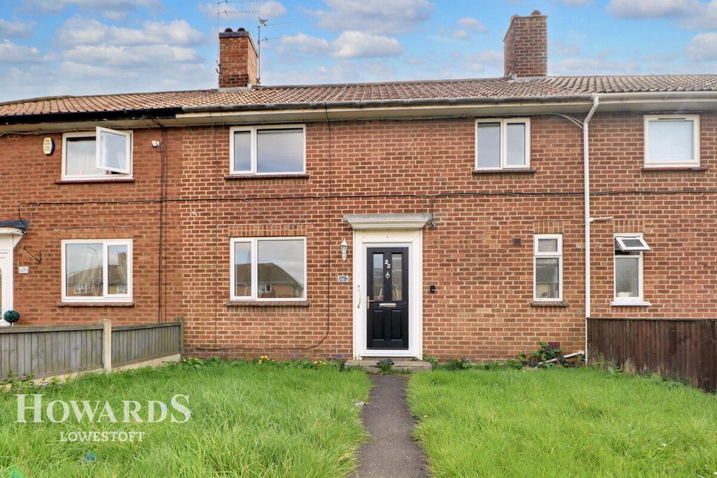 Notley Road, Lowestoft 3 bed terraced house - £170,000