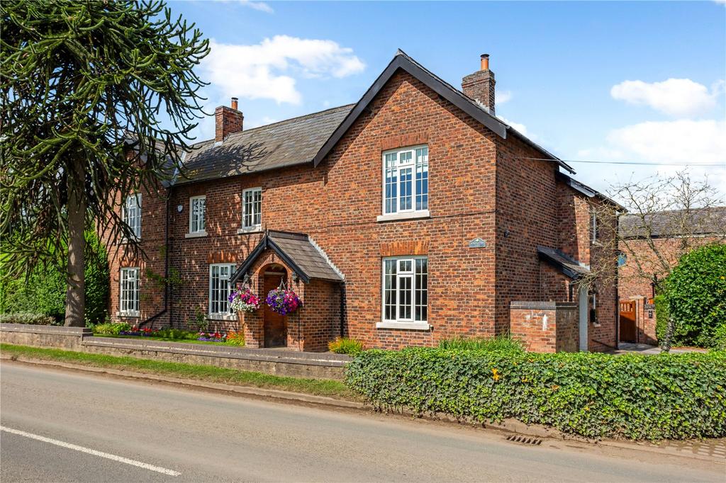 Burleyhurst Lane, Wilmslow, Cheshire... 5 bed detached house - £1,499,000